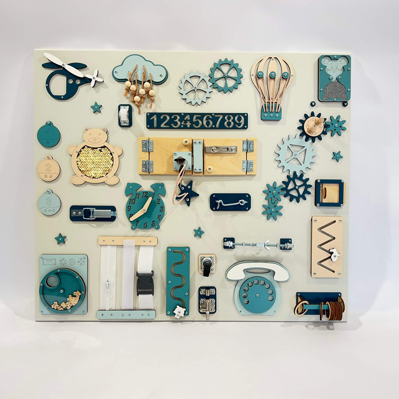 Montessori busy board for toddlers – Busybunnytoys